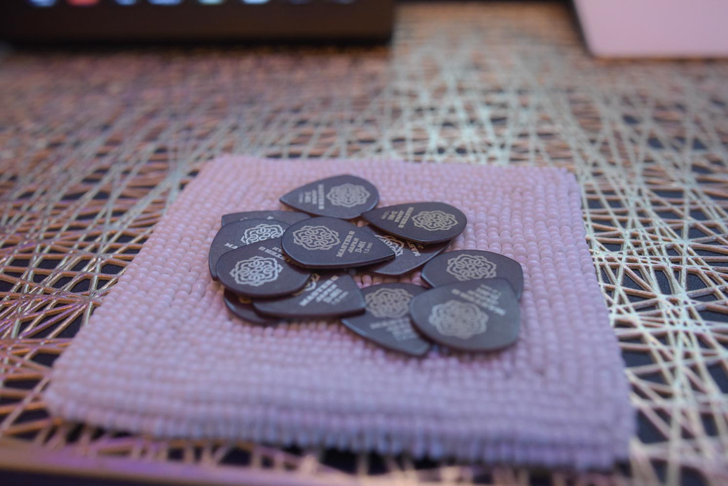 MASTER 8 JAPAN ( マスターエイトジャパン ) / D-801 JAZZ TYPE - 1.0mm[おすすめピック] | 八王子 ...